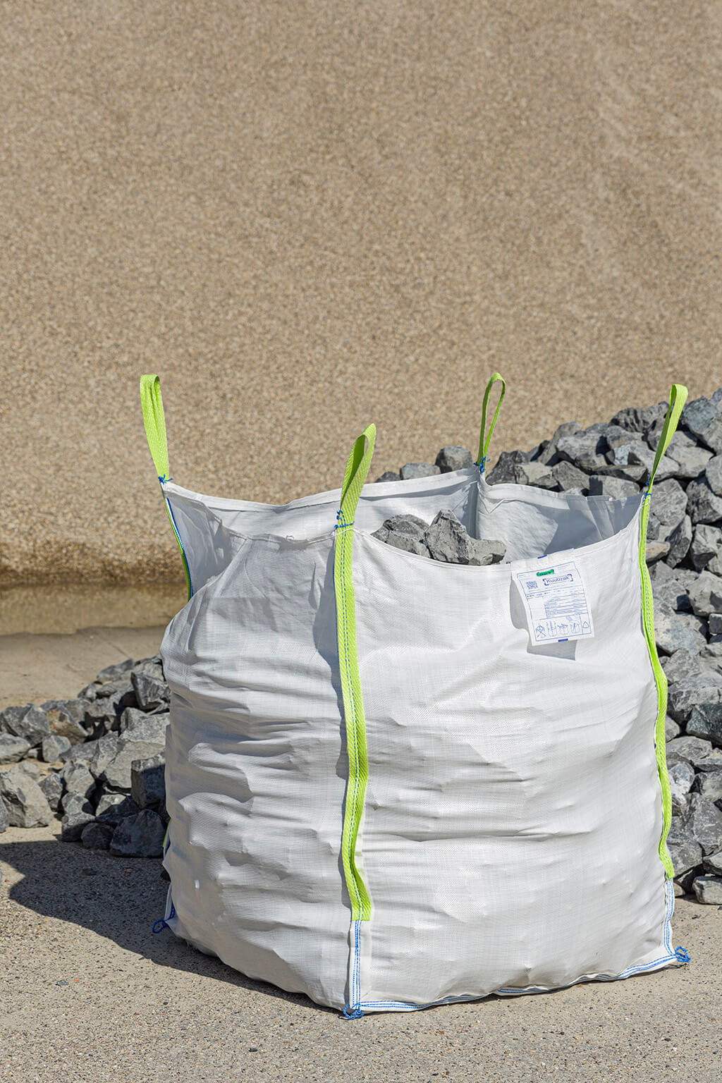 Big bags for construction materials | NNZ Canada